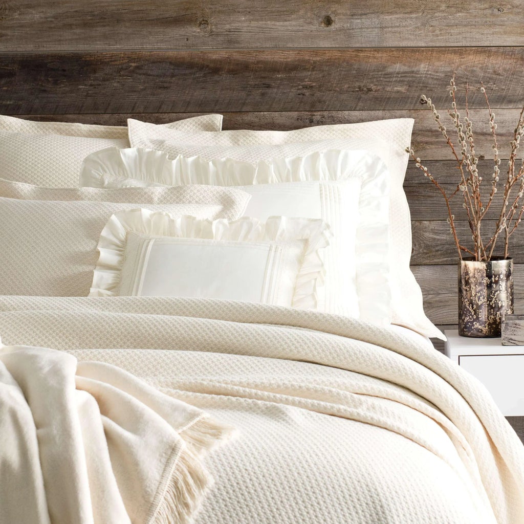 Pine Cone Hill by Annie Selke Petite Trellis Ivory Matelasse Coverlet ...