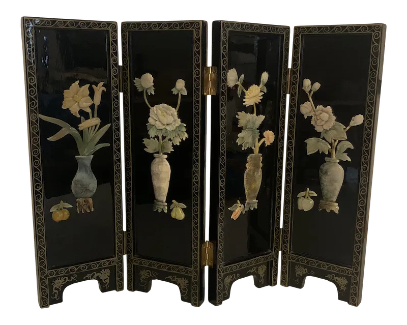 Mid-Century Modern Lacquer & Jade Table Top Screen | Chairish