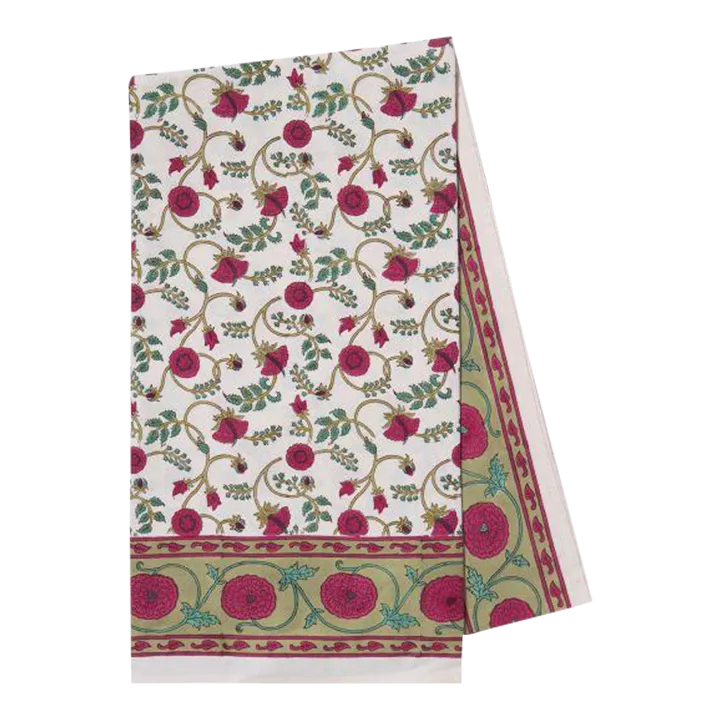 Gina 6-Seat Magenta Tablecloth | Chairish