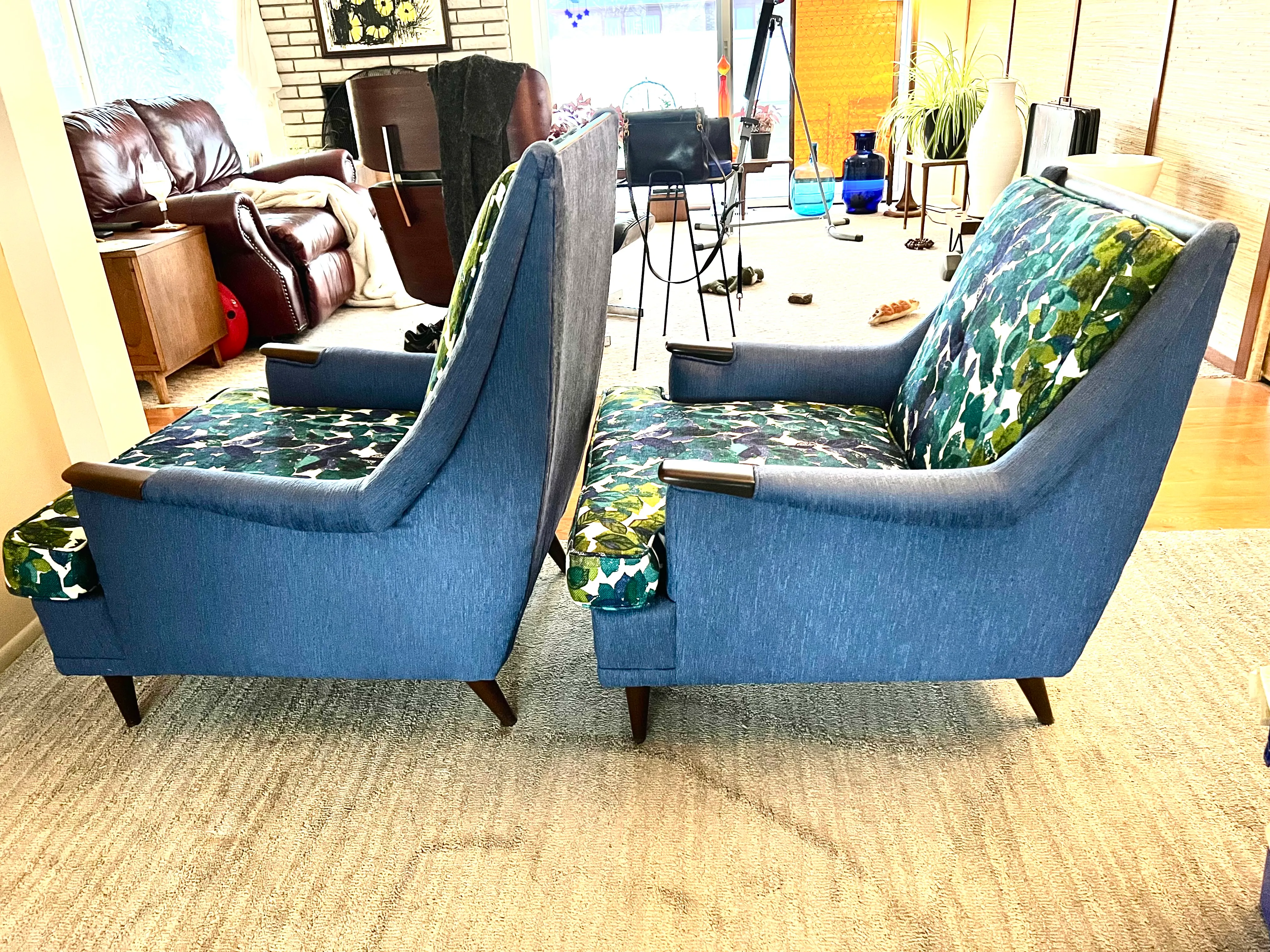 1960s Mid Century Modern Avant Design Kroehler Pair of His Her Lounge Chairs