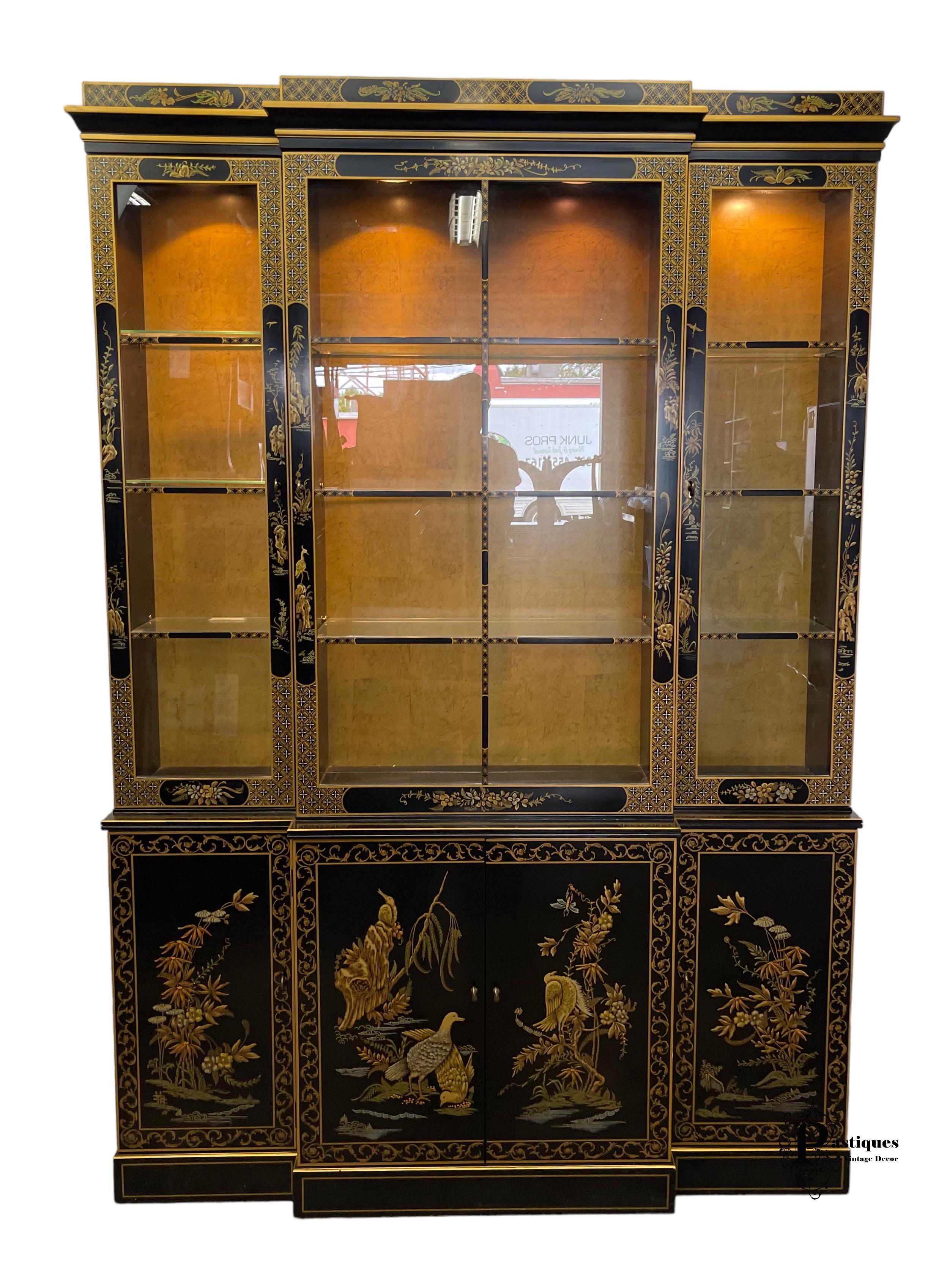 Vintage Drexel Heritage Et Cetera Collection Chinoiserie Style Hand Painted Black Lacquer China Cabinet
