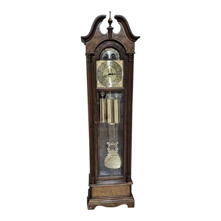 Mid 20th Century Sligh Trends Mahogany Chippendale Grandfather Clock ...