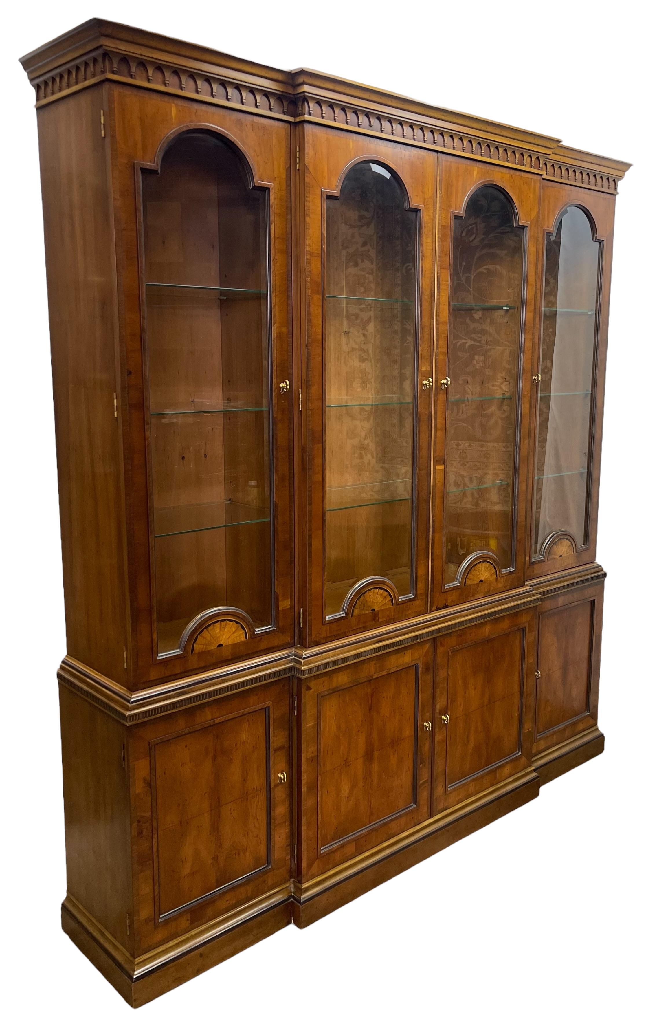 Henredon Breakfront China Cabinet | Cabinets Matttroy