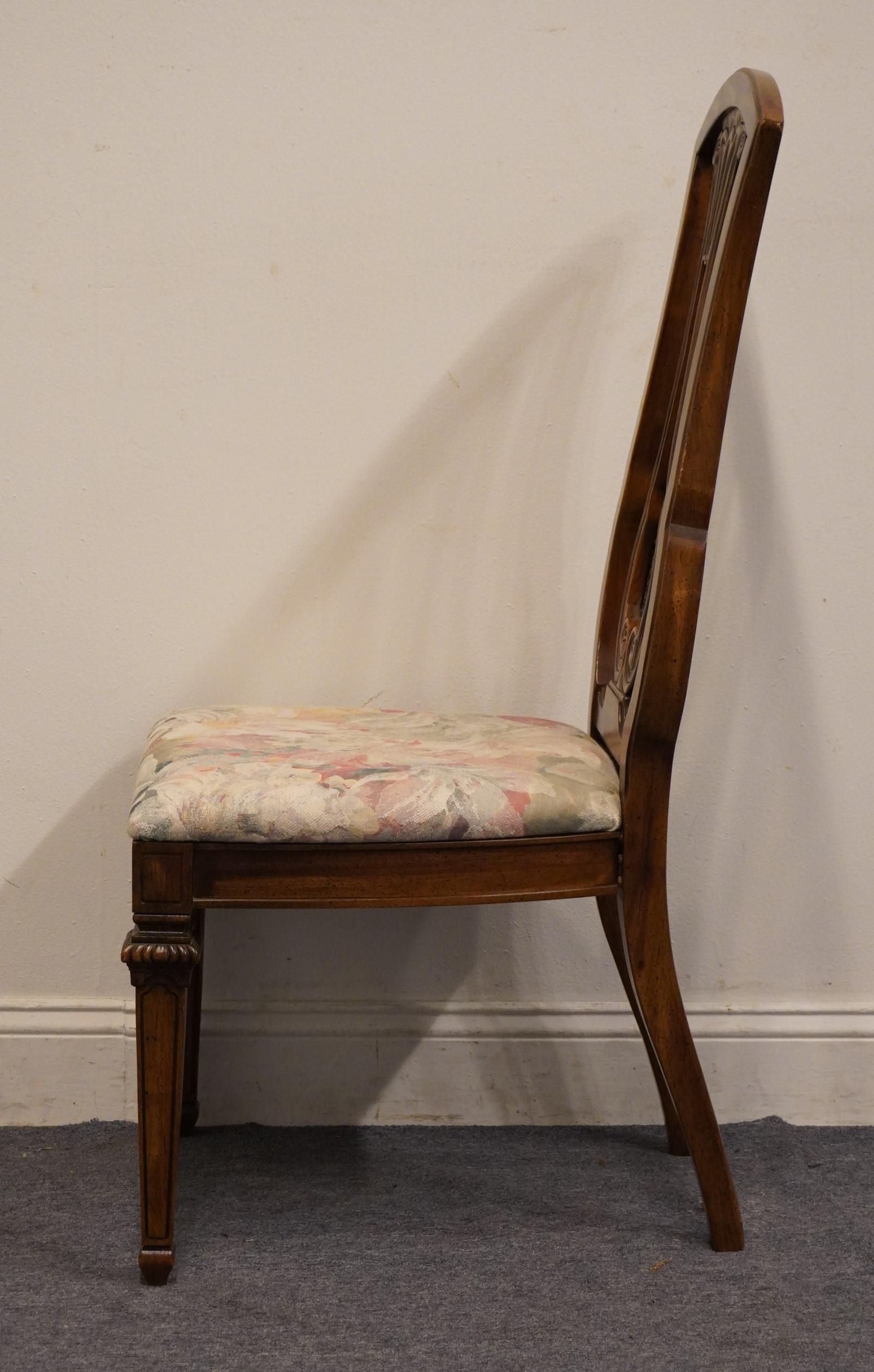 Set retailers Dining Chairs Thomasville Country
