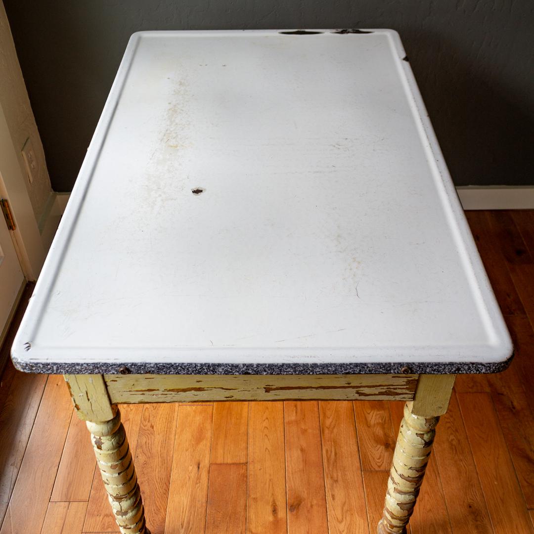 Enamel table store
