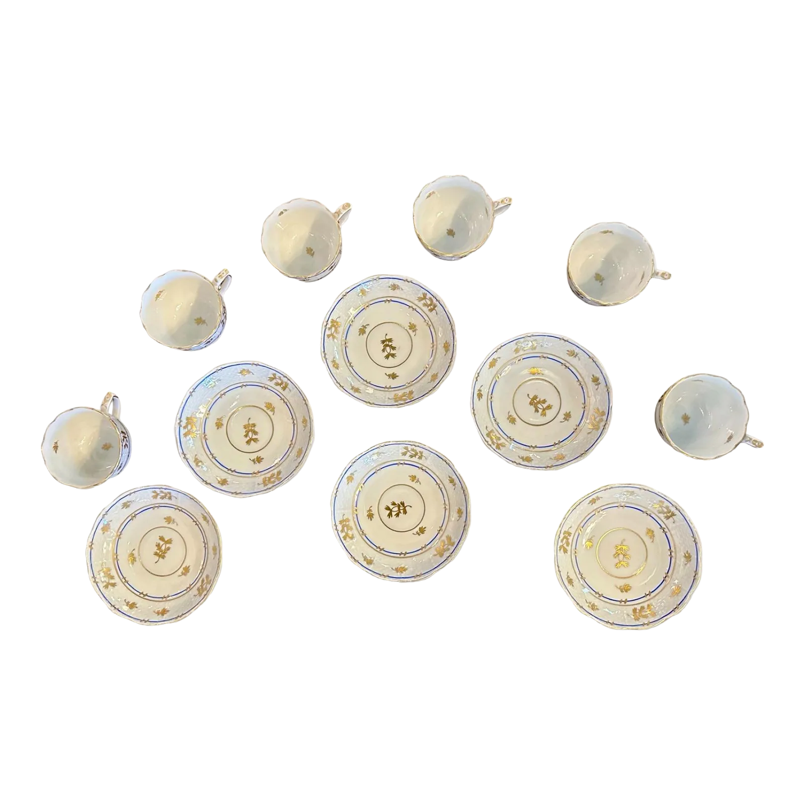 1960s Herend Coronation Pattern Cups and Saucers Set- 12 Pieces | Chairish