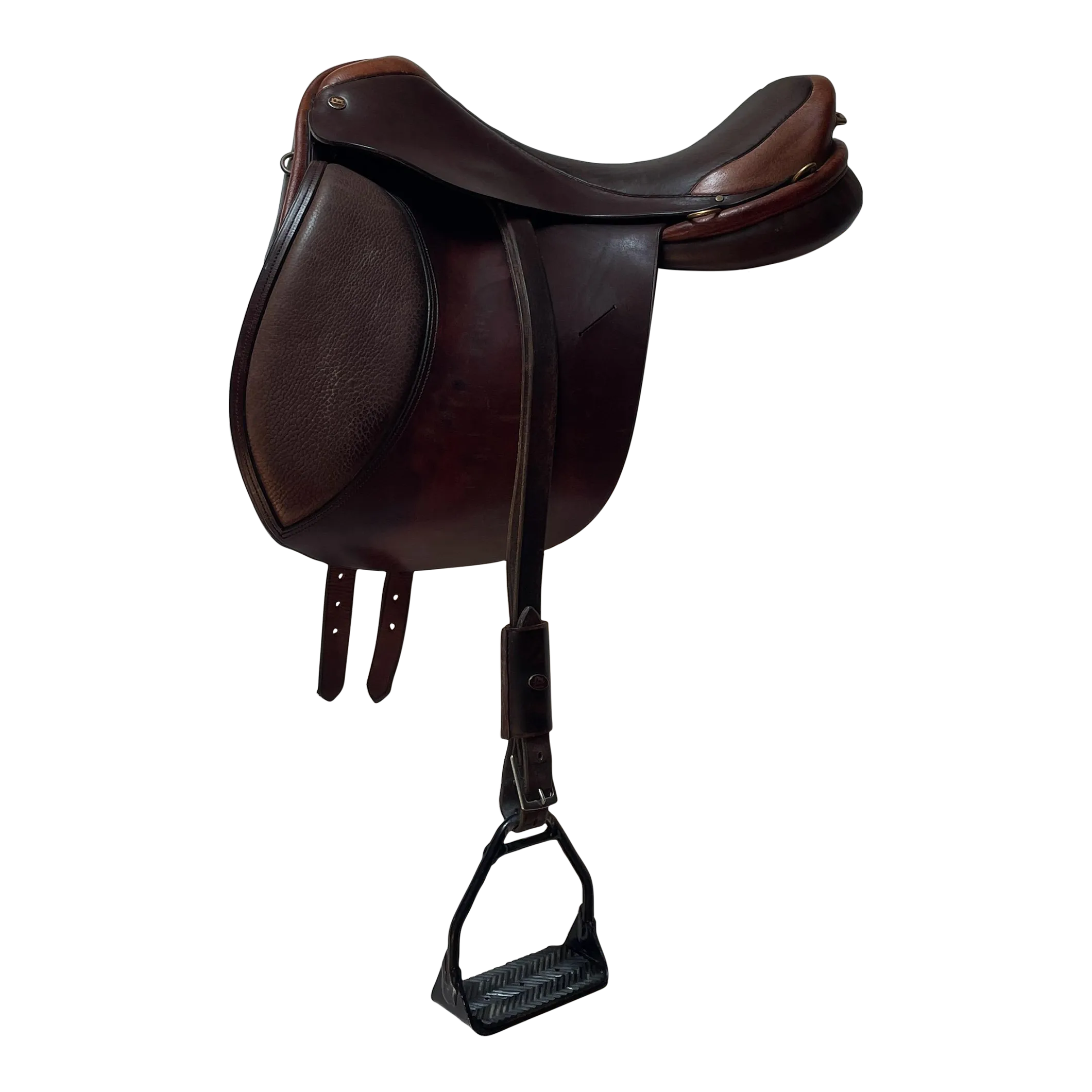 1990s Lauriche English Jumping Saddle Serial #2193 - | Chairish