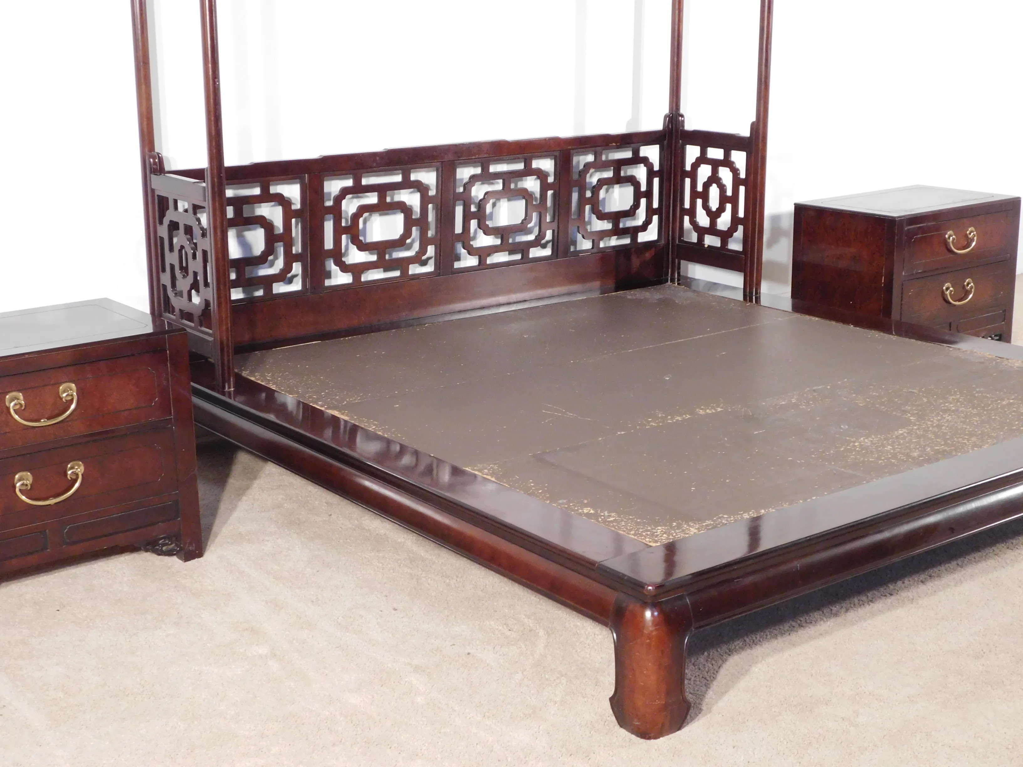 White Furniture Mandarin Collection King Size Chinese Chippendale Canopy Bed Chairish