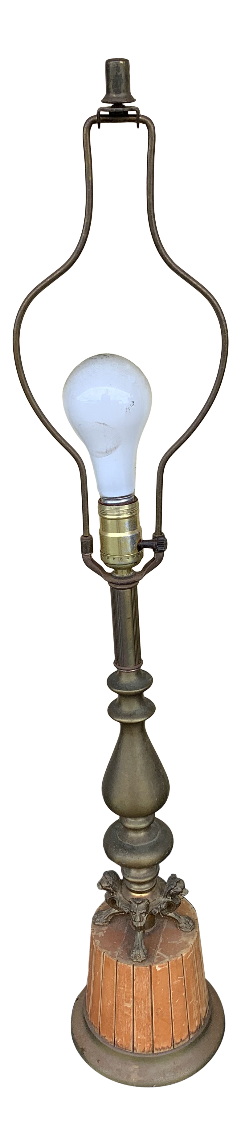 Mid Century Lion Head Table Lamp | Chairish