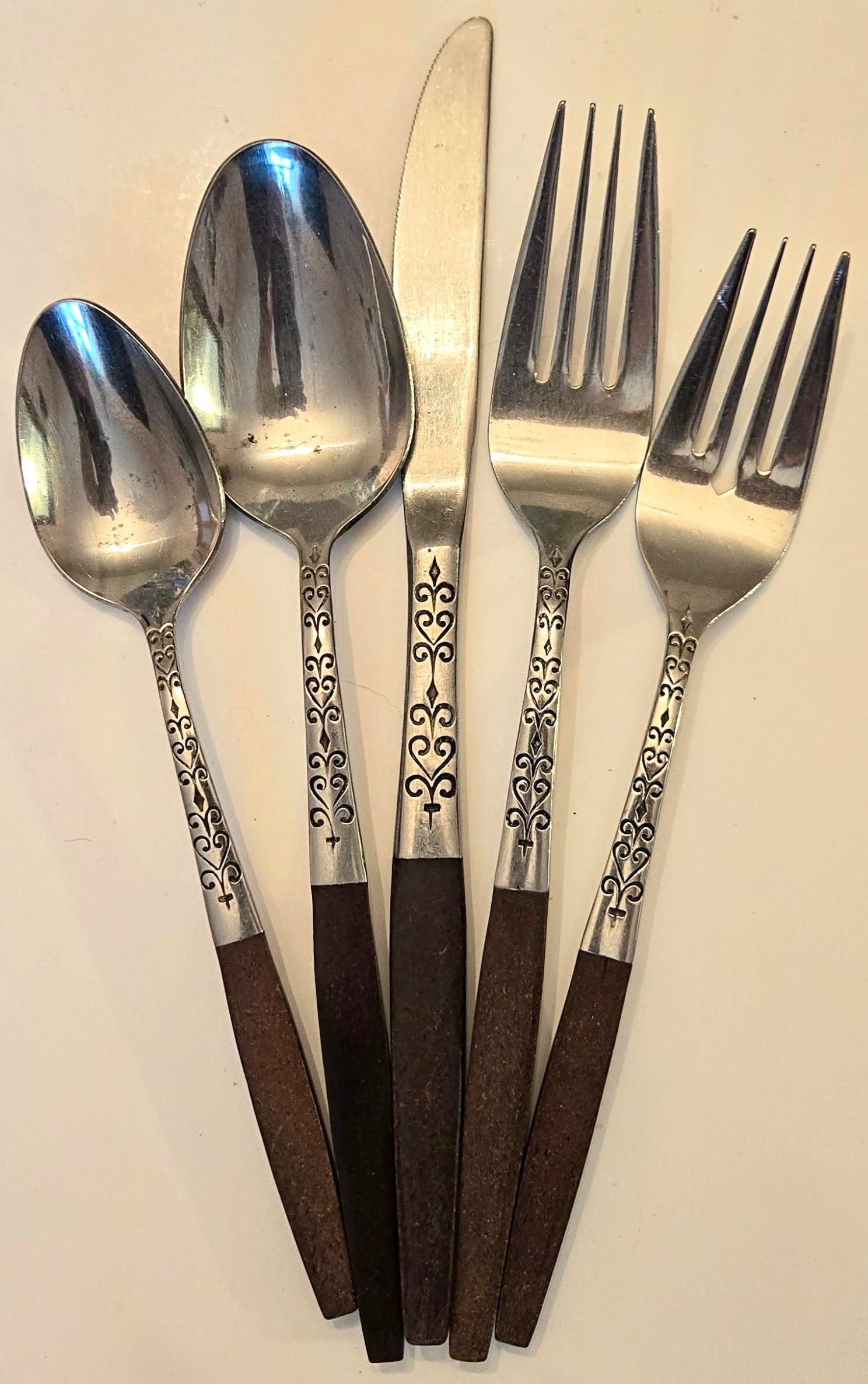 Mid Century Wood Handled Flatware Set of 62 Chairish