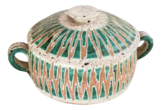 Box in Ceramic with Geometrical Decoration Pattern from Valluaris ...