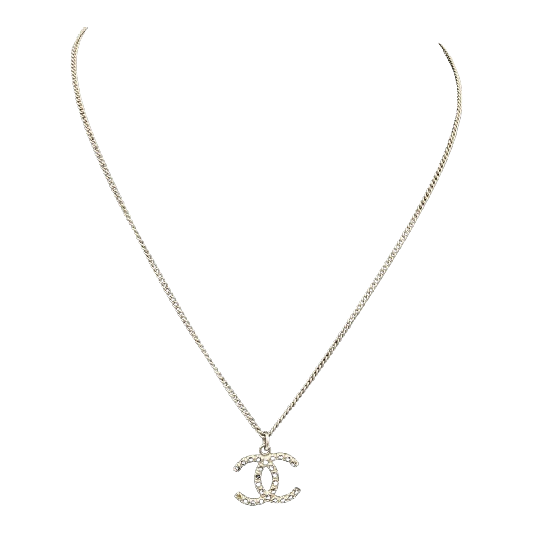 Chanel Logo Cc Necklace | Chairish