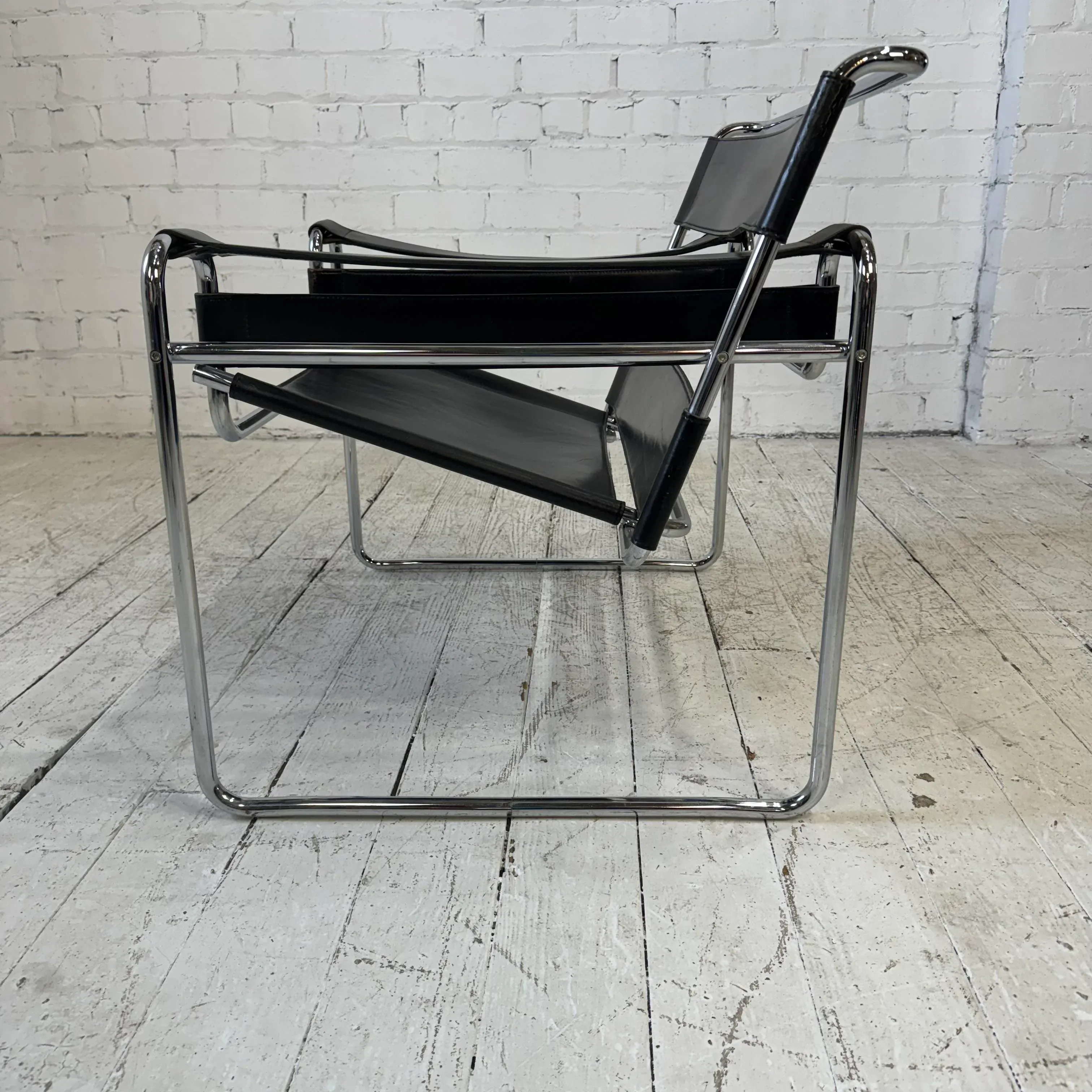 High Quality Real Leather Wassily Chair Not Marked
