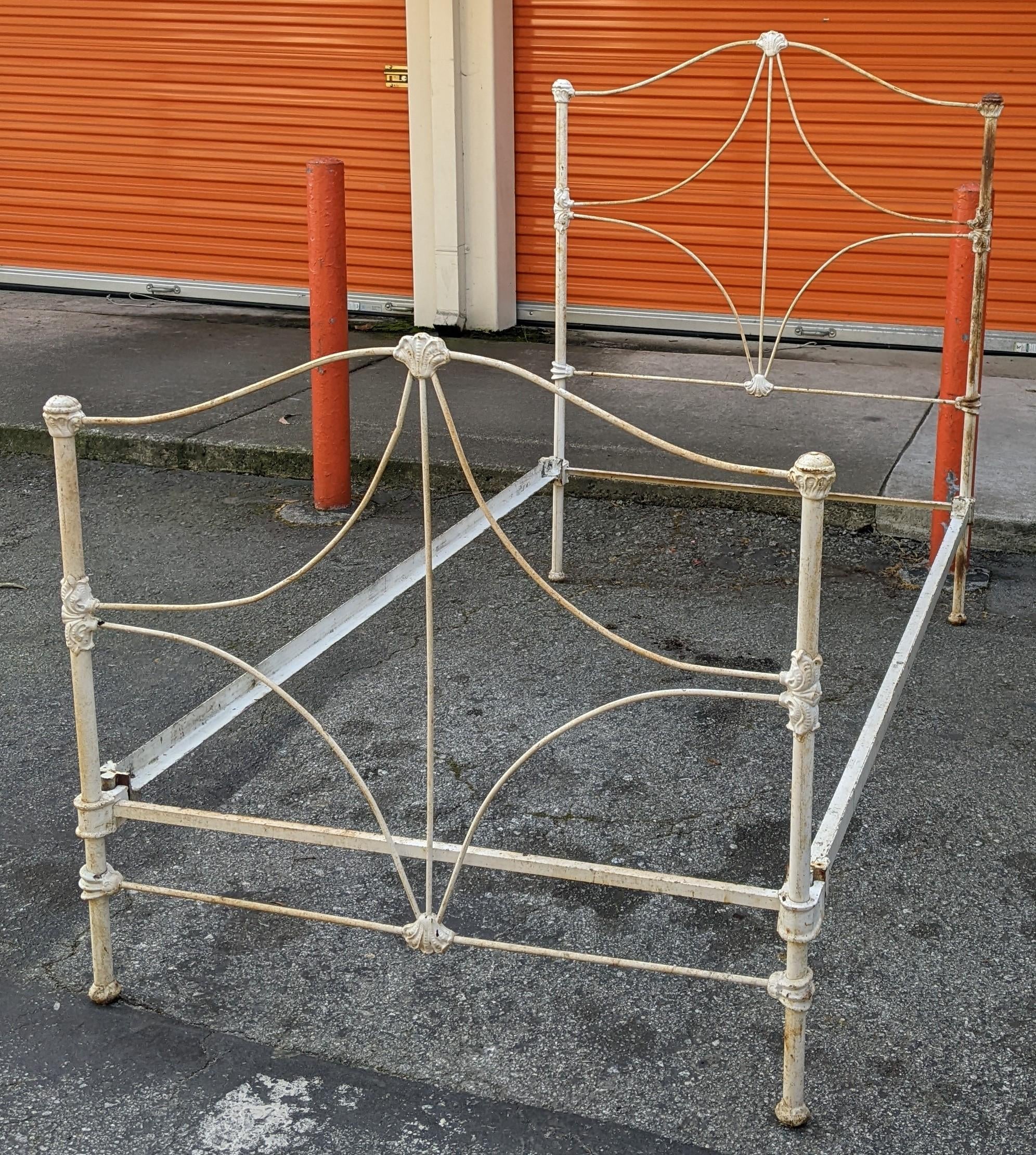 Antique Victorian Cast Iron Twin Sized Bedframe Chairish