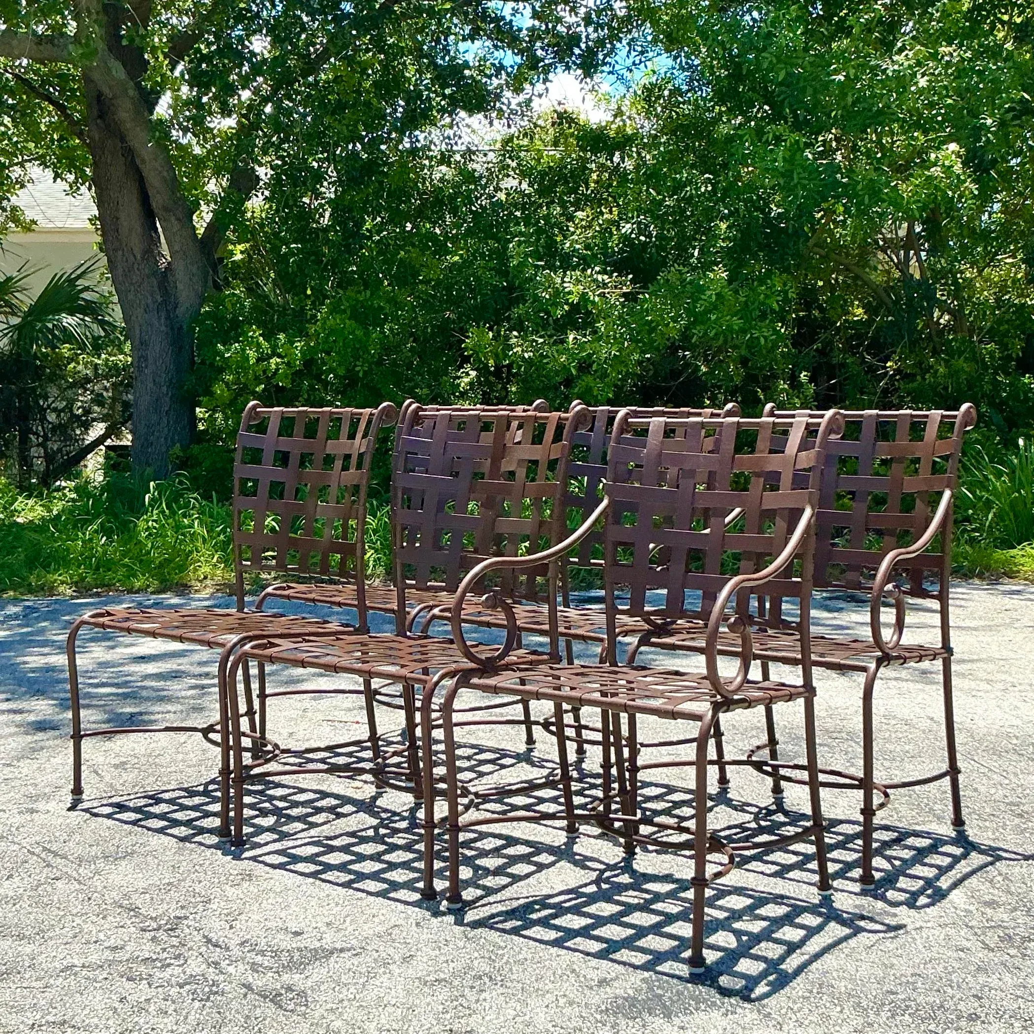 Brown jordan roma dining table store