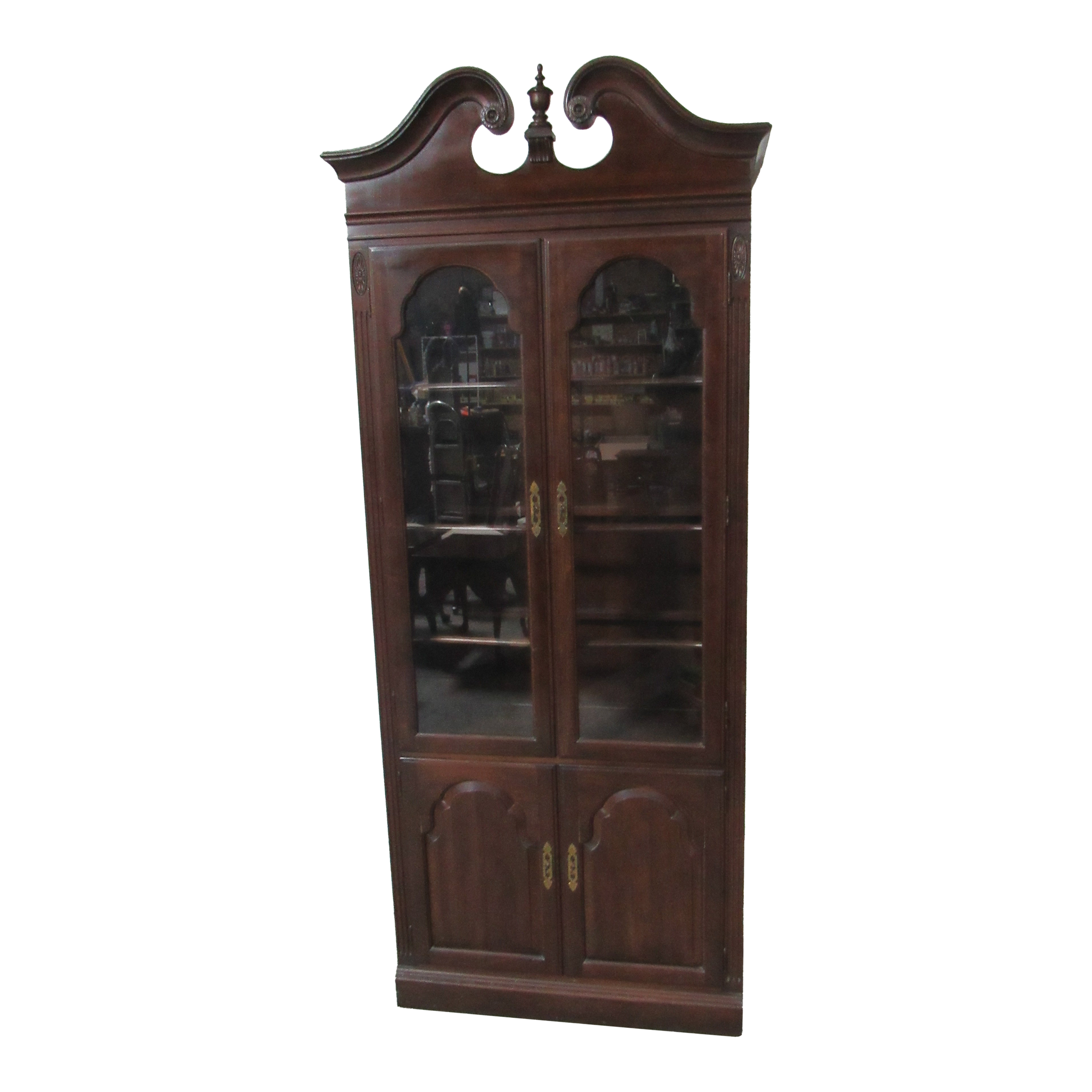 Ethan allen georgian court china cabinet store