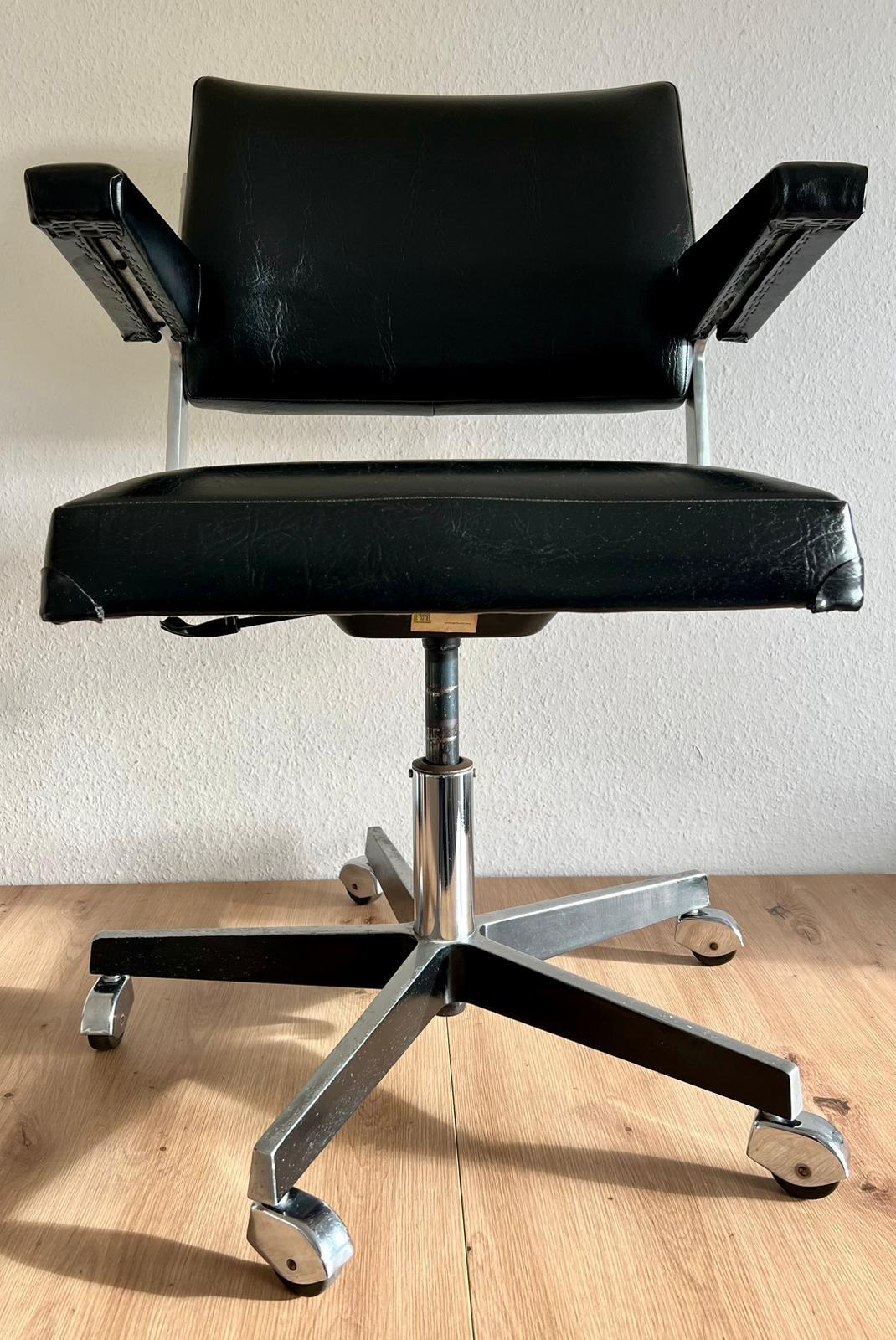 Sedus chair price store