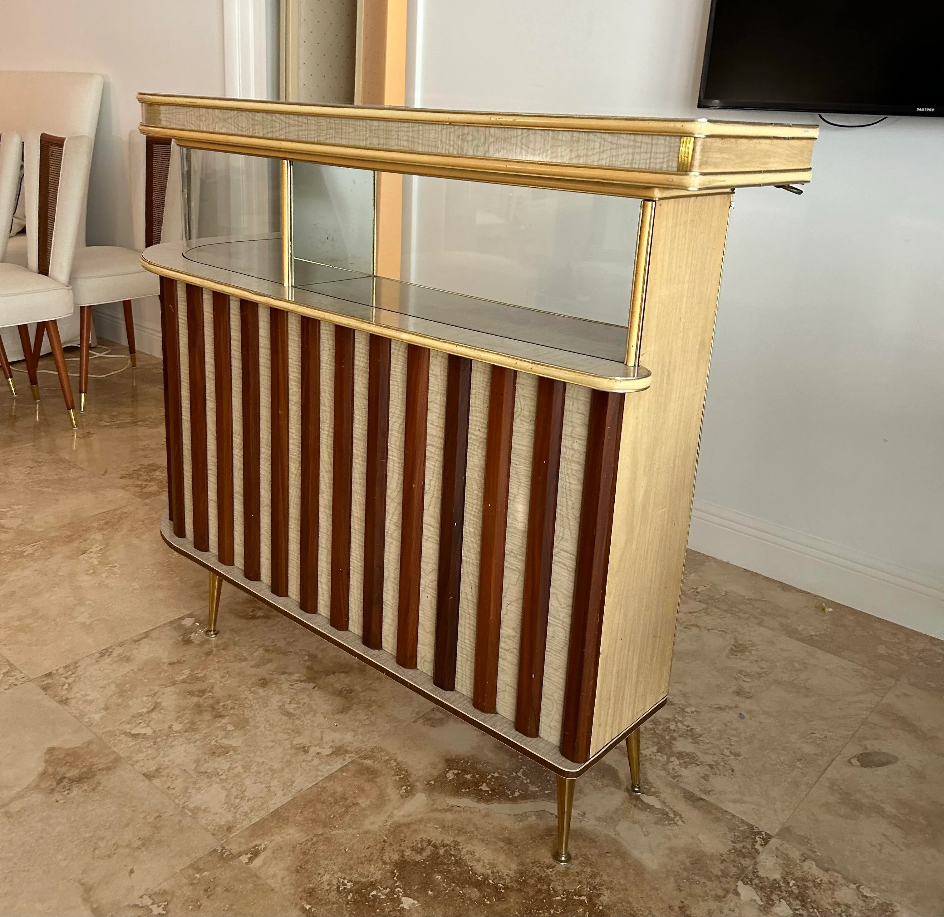 Curved Front Bar Vintage