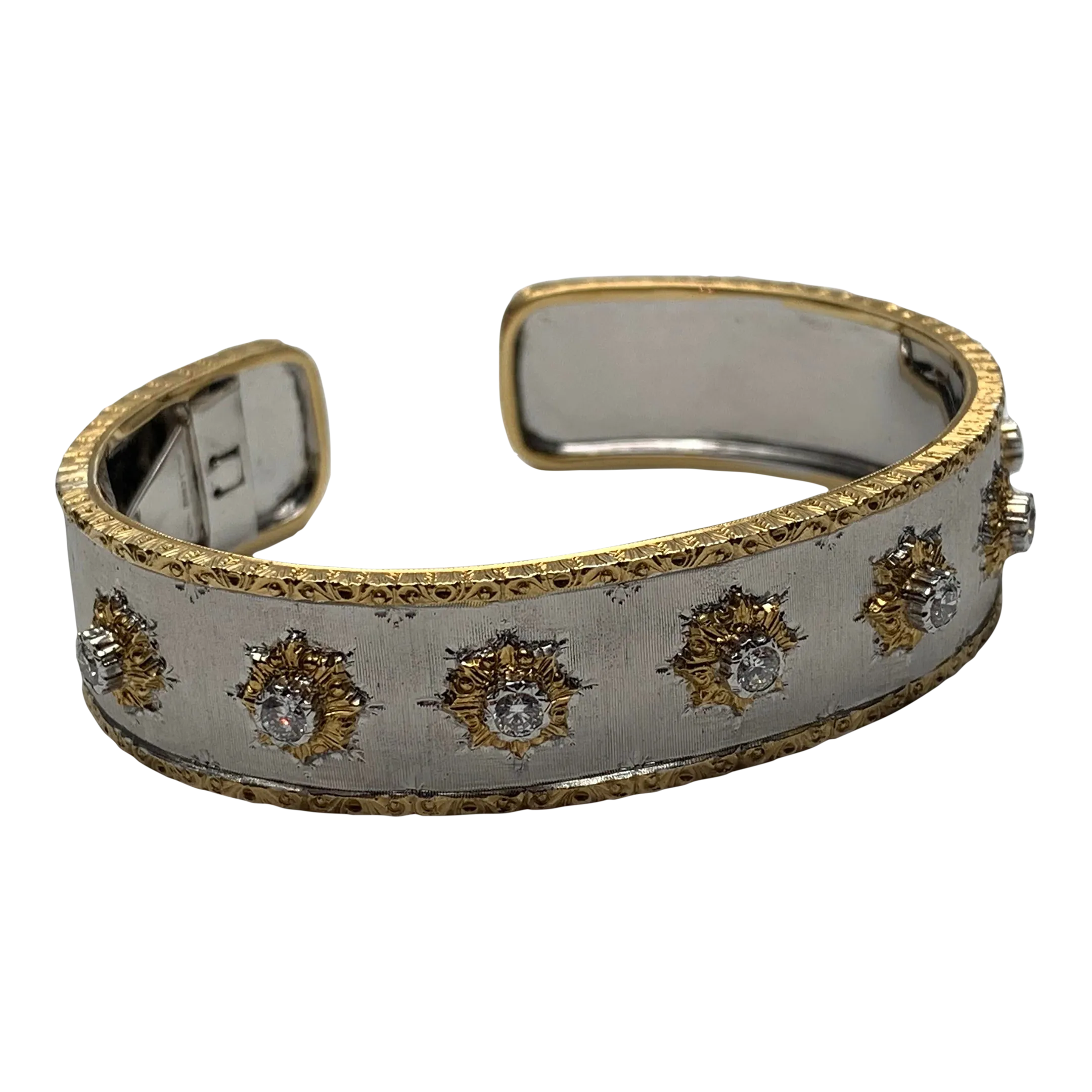 18kt Gold Florentine Diamond Bangle | Chairish