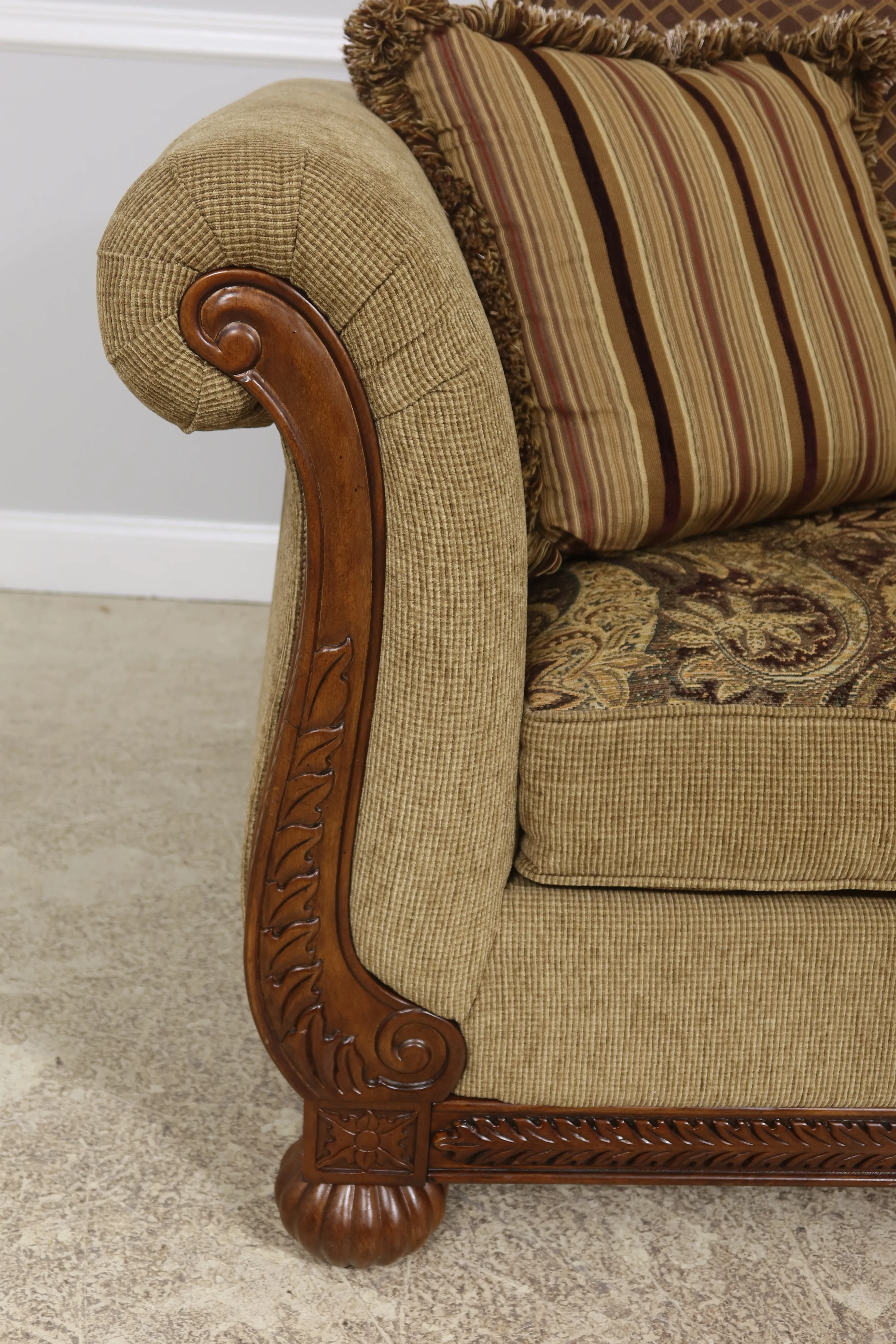Sleigh sofa loveseat store