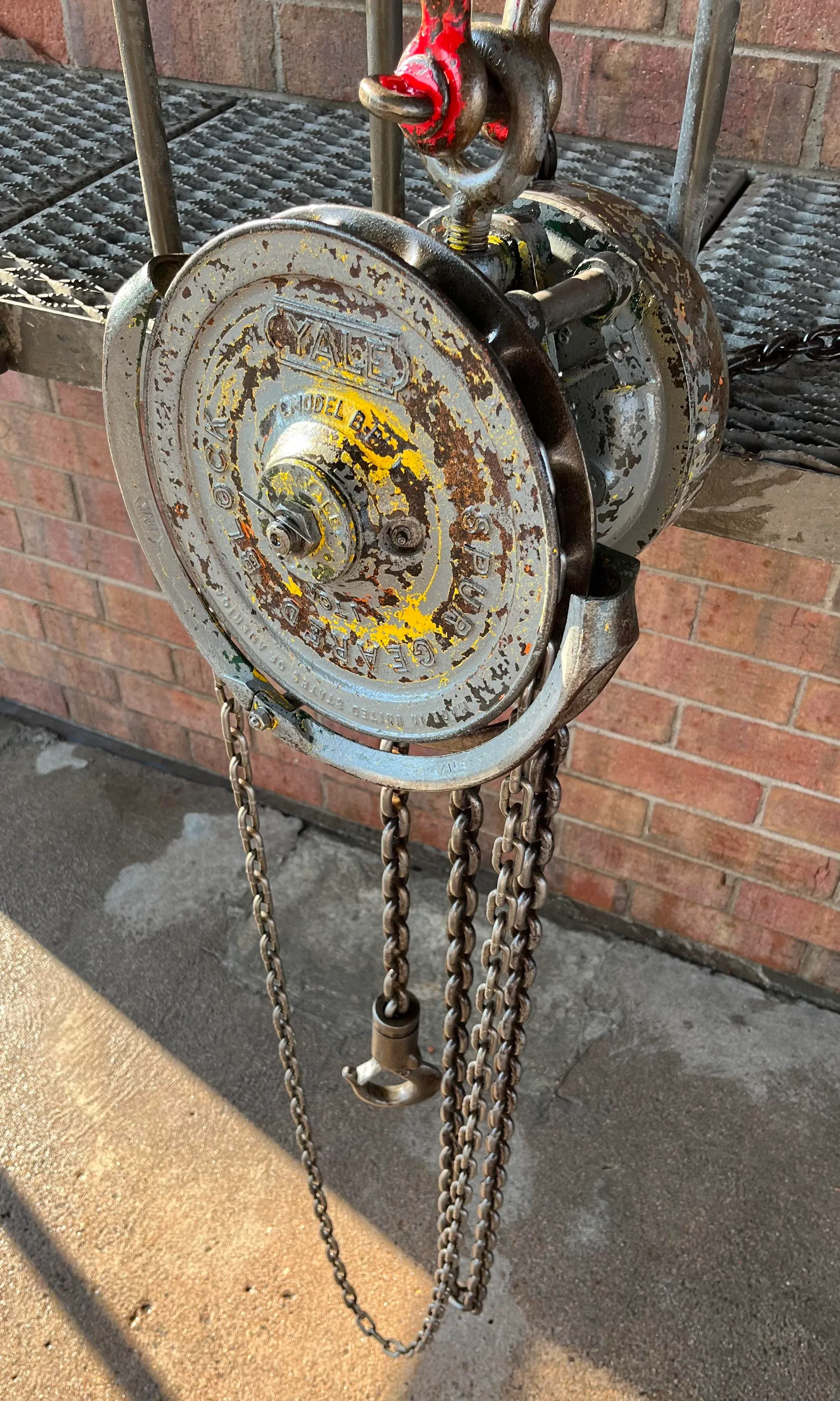 Antique Chain Hoist Gibi Son