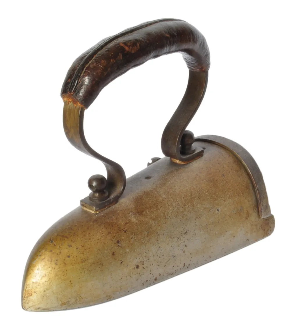 Antique Pressing Iron | Chairish