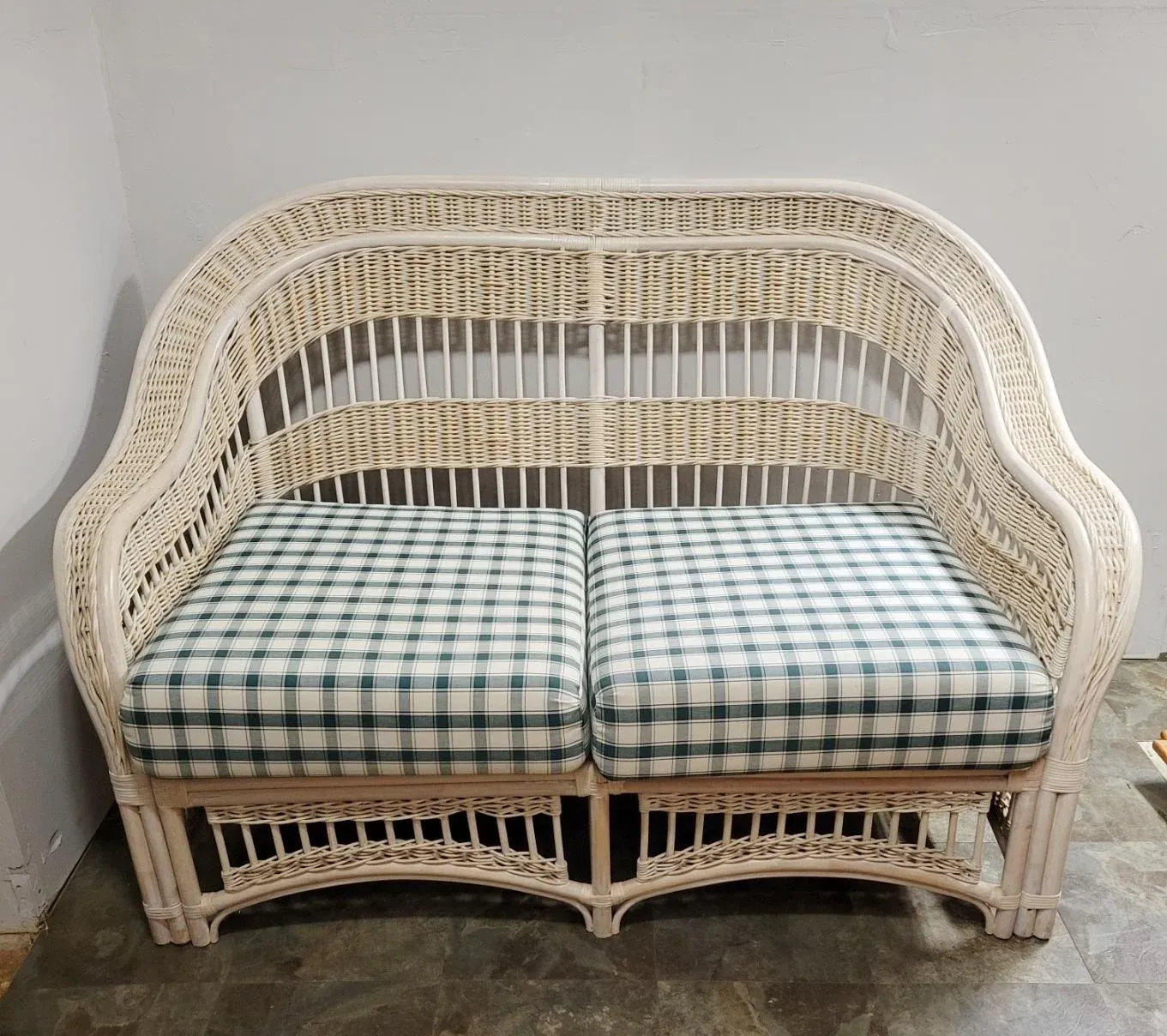 Braxton Culler Late 20th C White Wicker Rattan Loveseat With Pillows Chairish