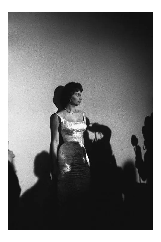 Sophia Loren at "The 30th Annual Academy Awards" 1958 (Photo by Sid ...