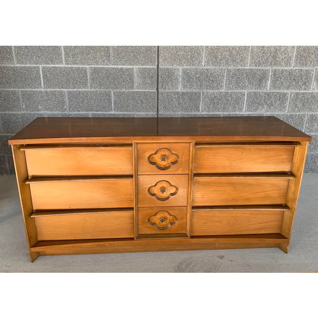 Mid Century Modern Bassett Furniture Dresser Chairish