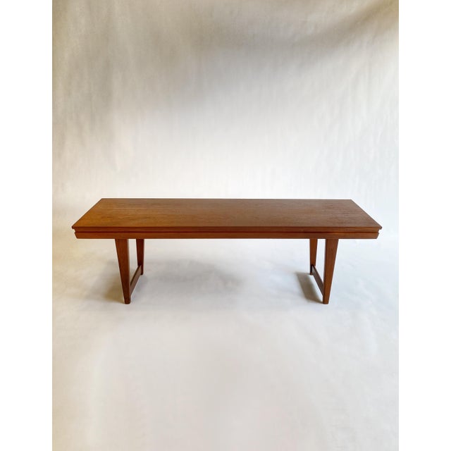 1960s Danish Slade Legs Mid Century Rosewood Coffee Table in the Style ...