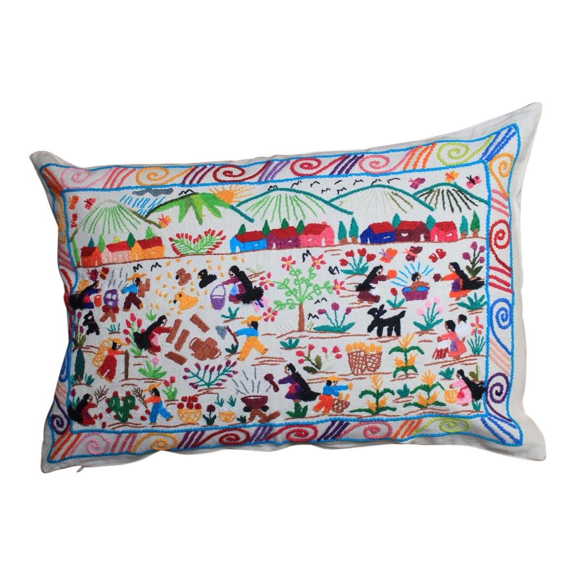Tzin Tzun Tzan Vida De Campo Pillow Cover | Chairish