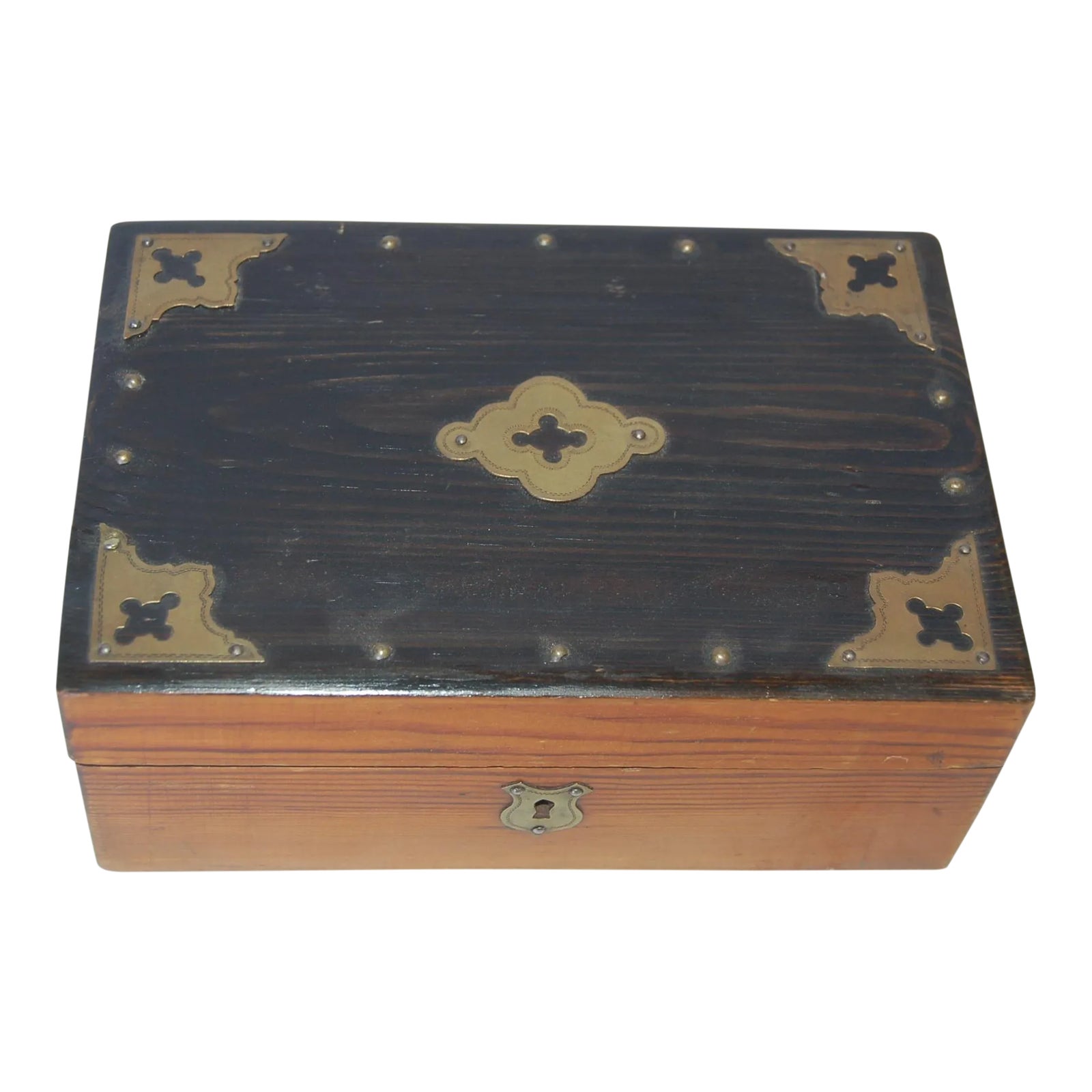 Edwardian Keepsake Box With Brass Corner Cut Outs Detail Trim Accents ...