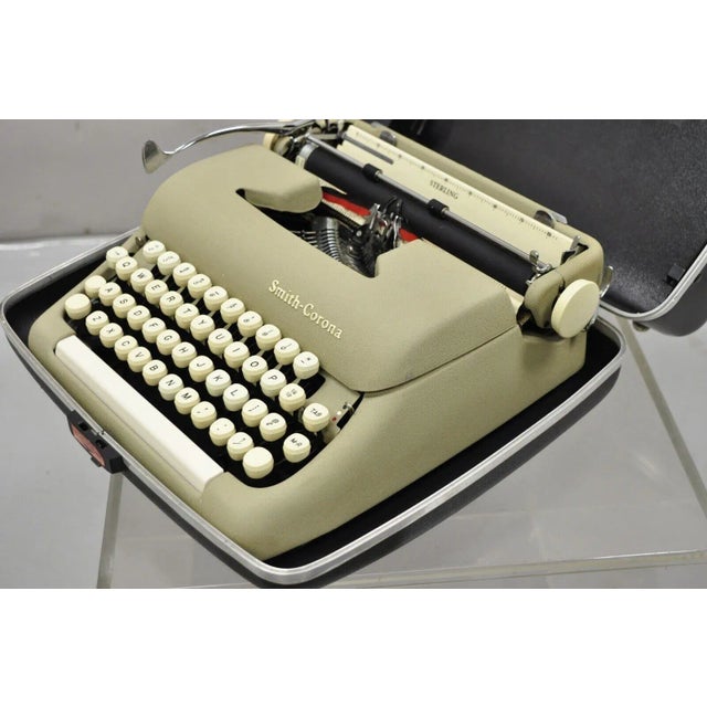 Vintage 1970s Smith Corona Sterling Manual Portable Typewriter With ...
