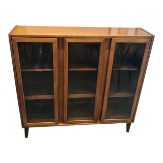 Vintage & Used Mid-Century Modern China and Display Cabinets | Chairish