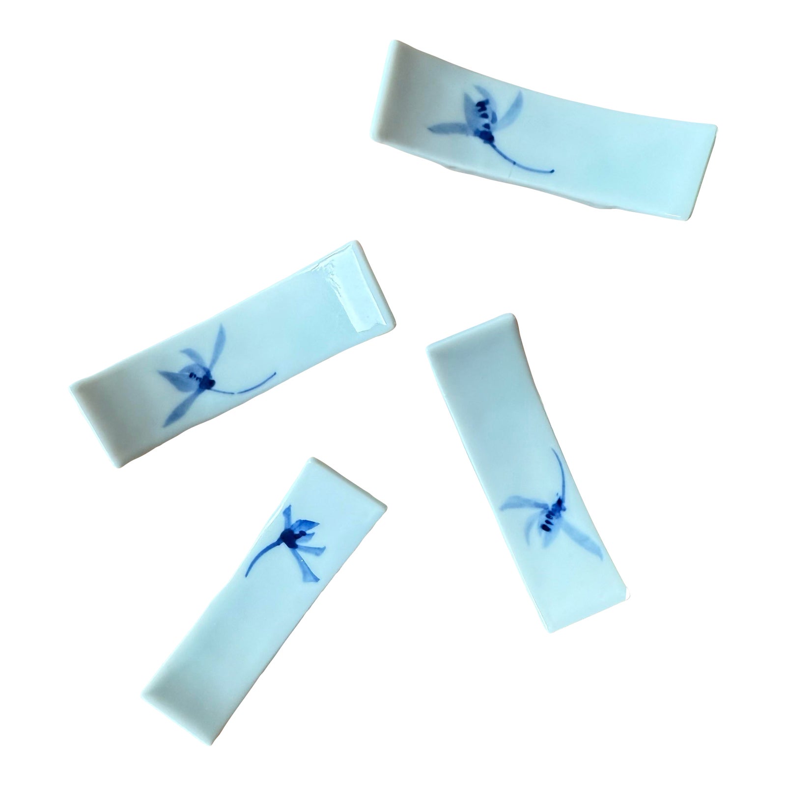 Set of 4 Porcelain Hashioki Chopstick Rests With Blue Flower Design ...
