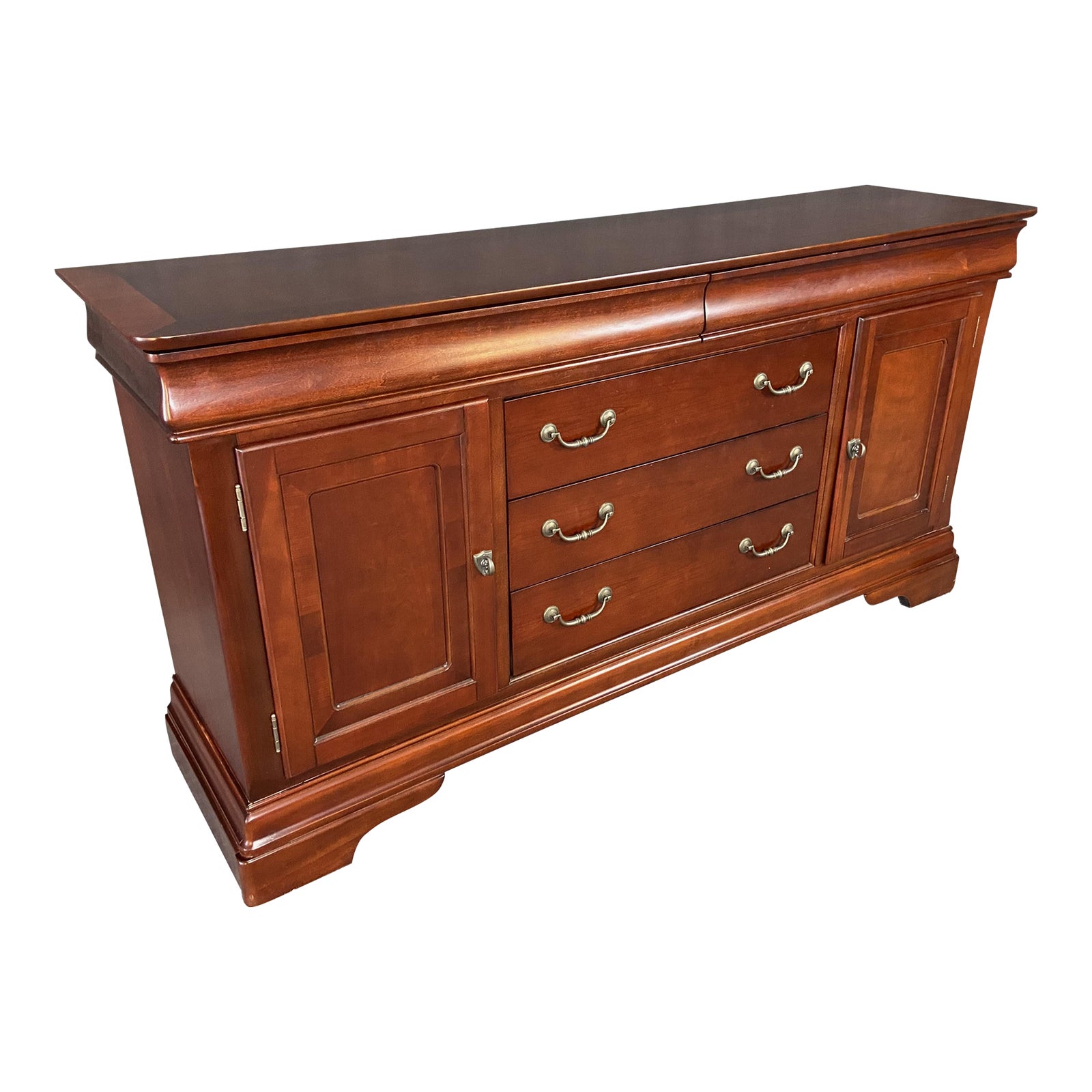 Bassett Mahogany Buffet | Chairish