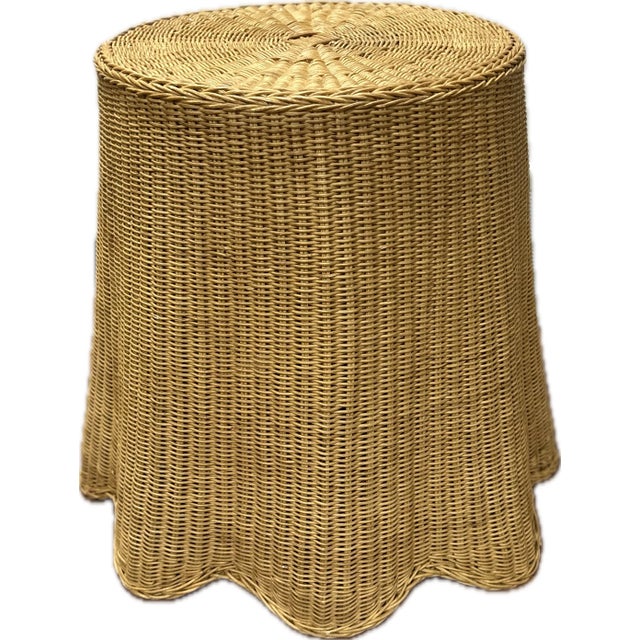 1980s Natural Wicker Scalloped Base End Table | Chairish