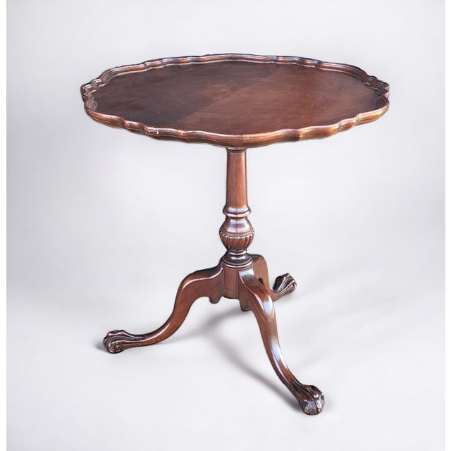 Vintage Mahogany Chippendale Style Scalloped Edge Pie Crust Pedestal ...