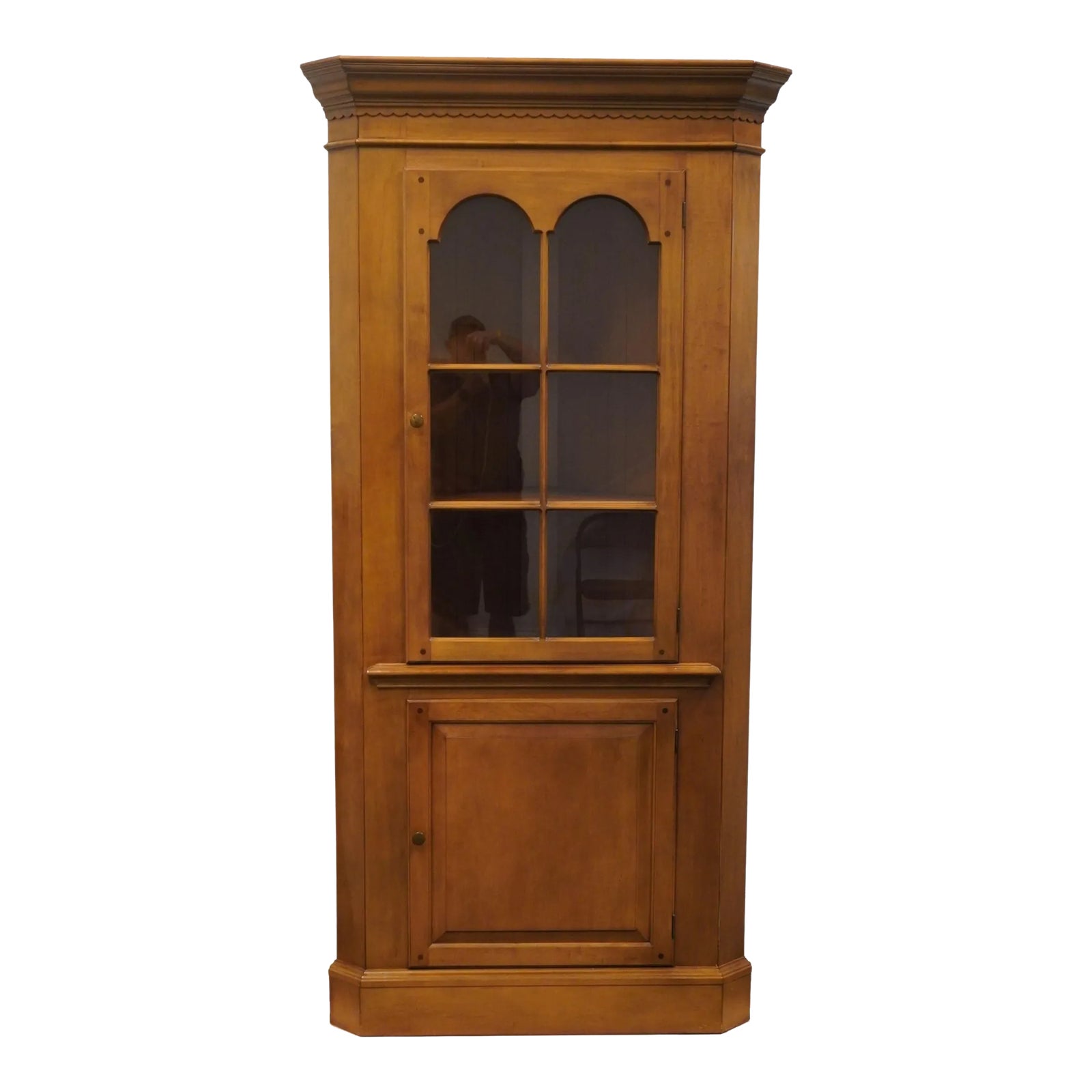 High End Vintage Solid Hard Rock Maple Colonial Early American Corner ...