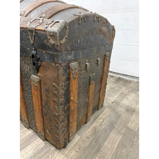 Antique Large Wood and Metal Camel Back Dome Back Steamer Trunk Chest ...