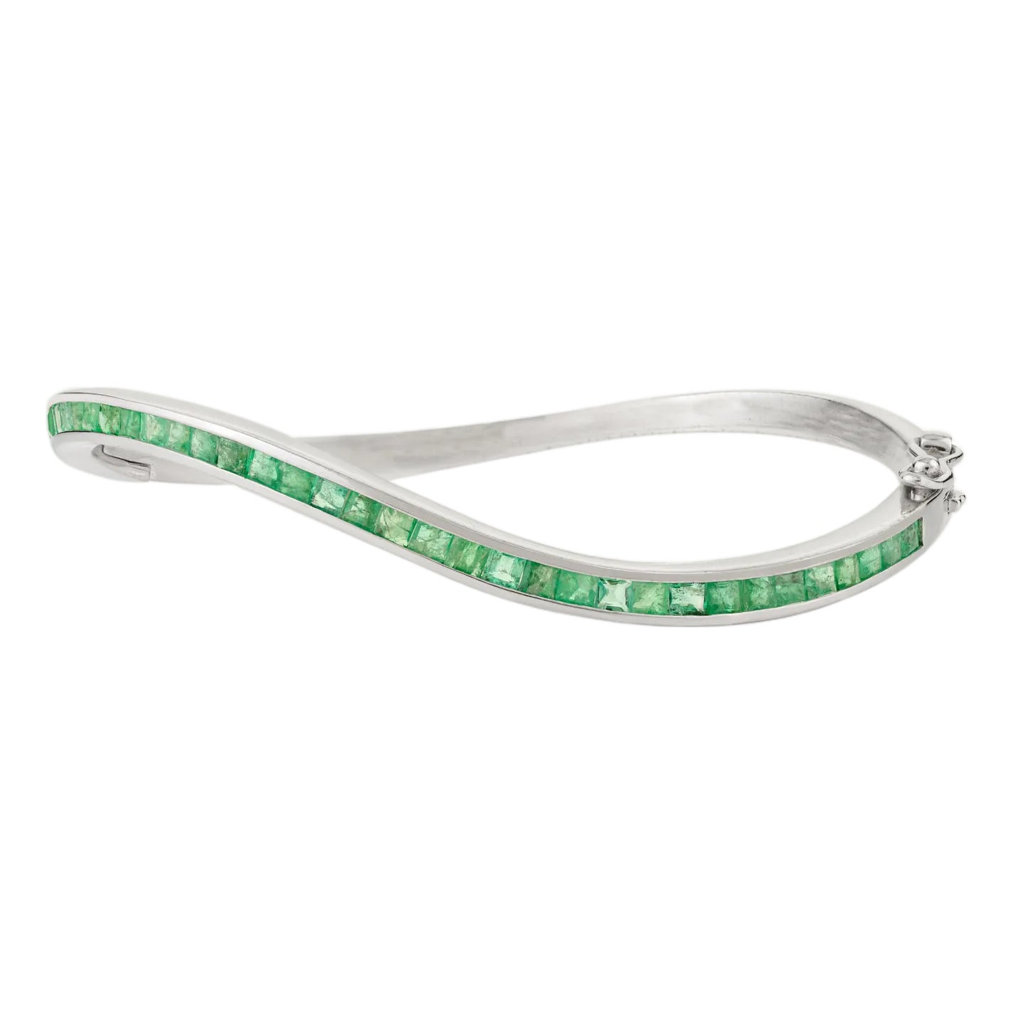 925 Silver Wave-Design 2.67Ct Natural Emerald Channel Set Sleek Bangle ...