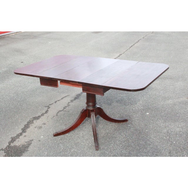 Early 20th Century Watertown Solid Mahogany Traditional Duncan Phyfe ...