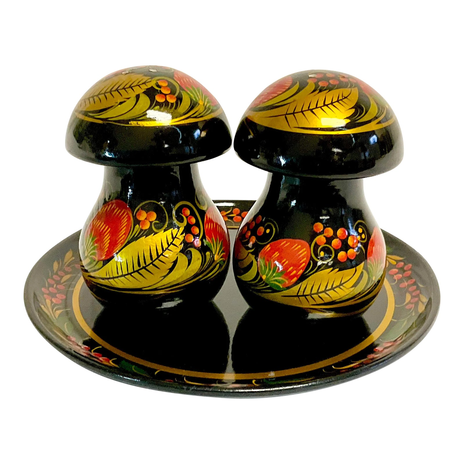 1964 Mid-Century Art Deco Russian Hand Painted Mushroom Salt & Pepper ...