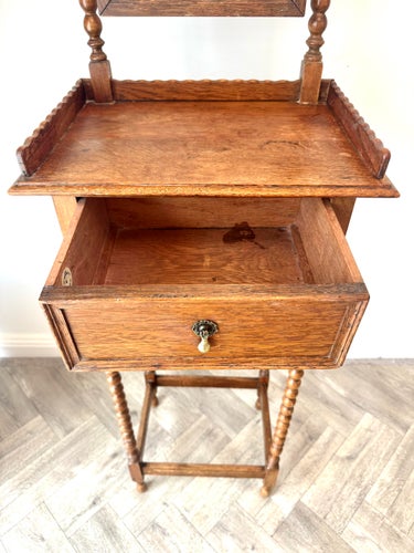 1890s vanity