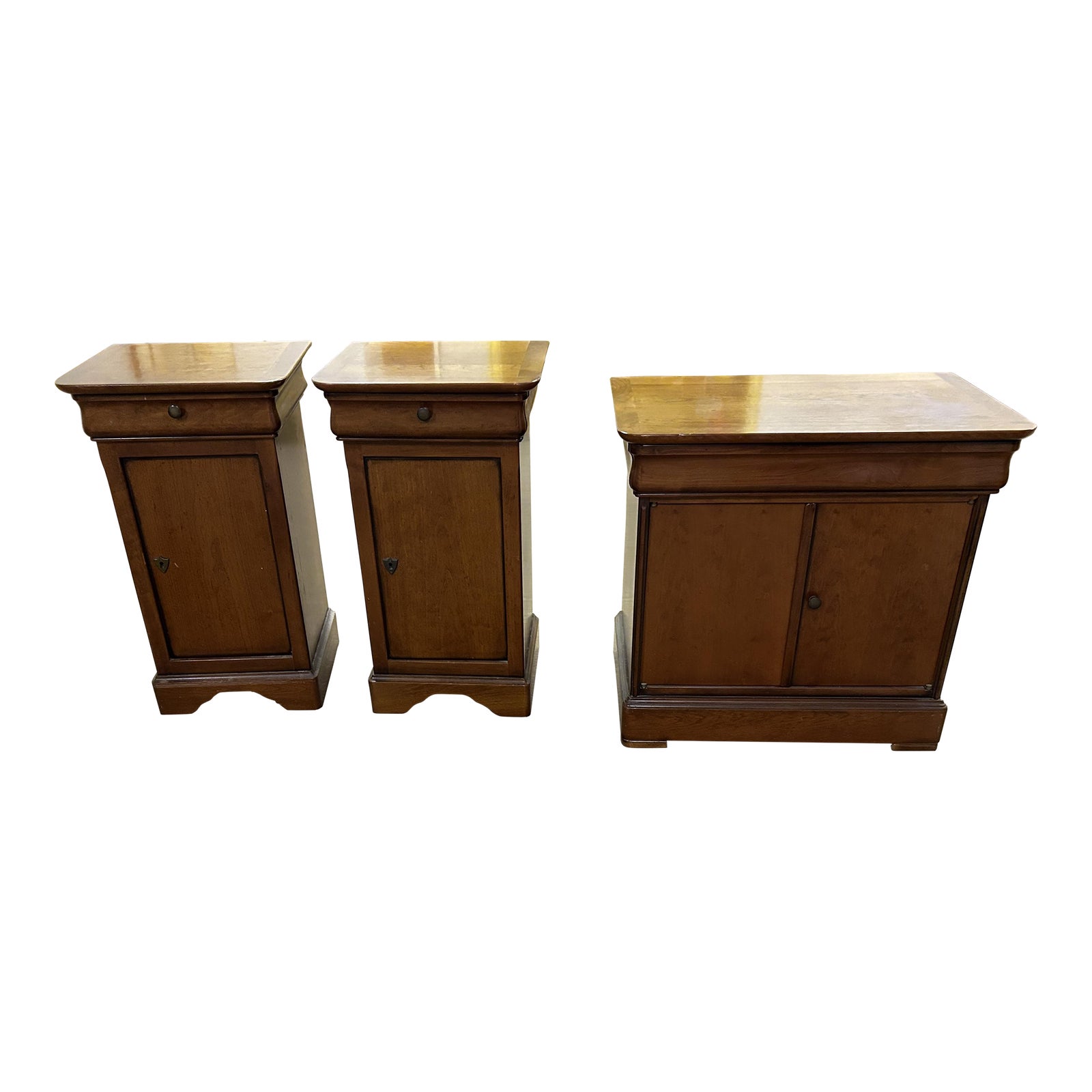 1980s Grange: Reference Du Meuble 2 Night Stands and 1 Double Night ...