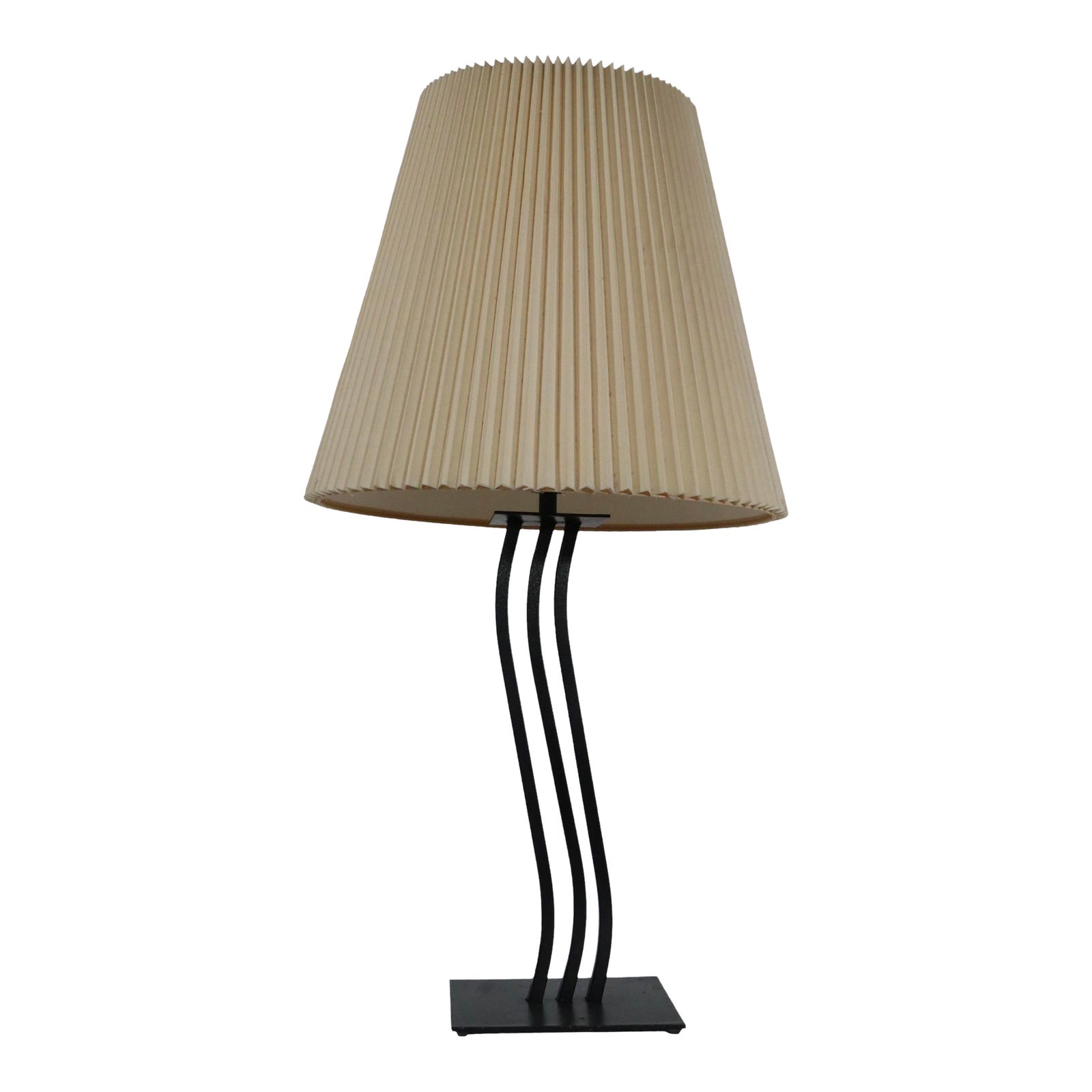 Vintage Post Modern Alsy Wave Iron Table Lamp C. 1980's | Chairish