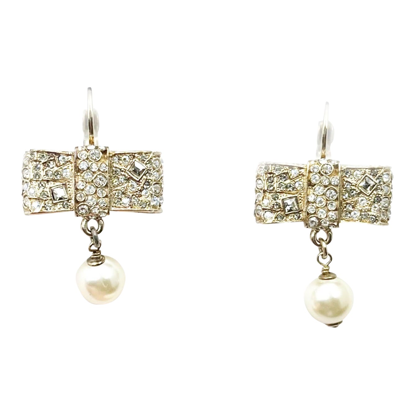 Chanel Gold Cc Ribbon Bow Round Princess Crystal Pearl Dangle Lever ...