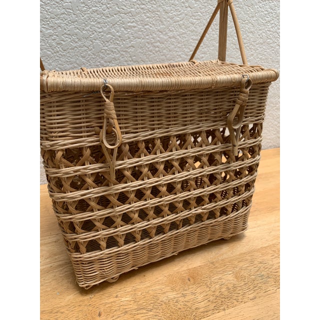 Charming Vintage Picnic or Concert Basket | Chairish