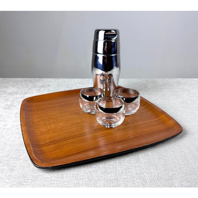 Mid Century Modern Japanese Teak & Black Lacquer "Contempo" Serving ...