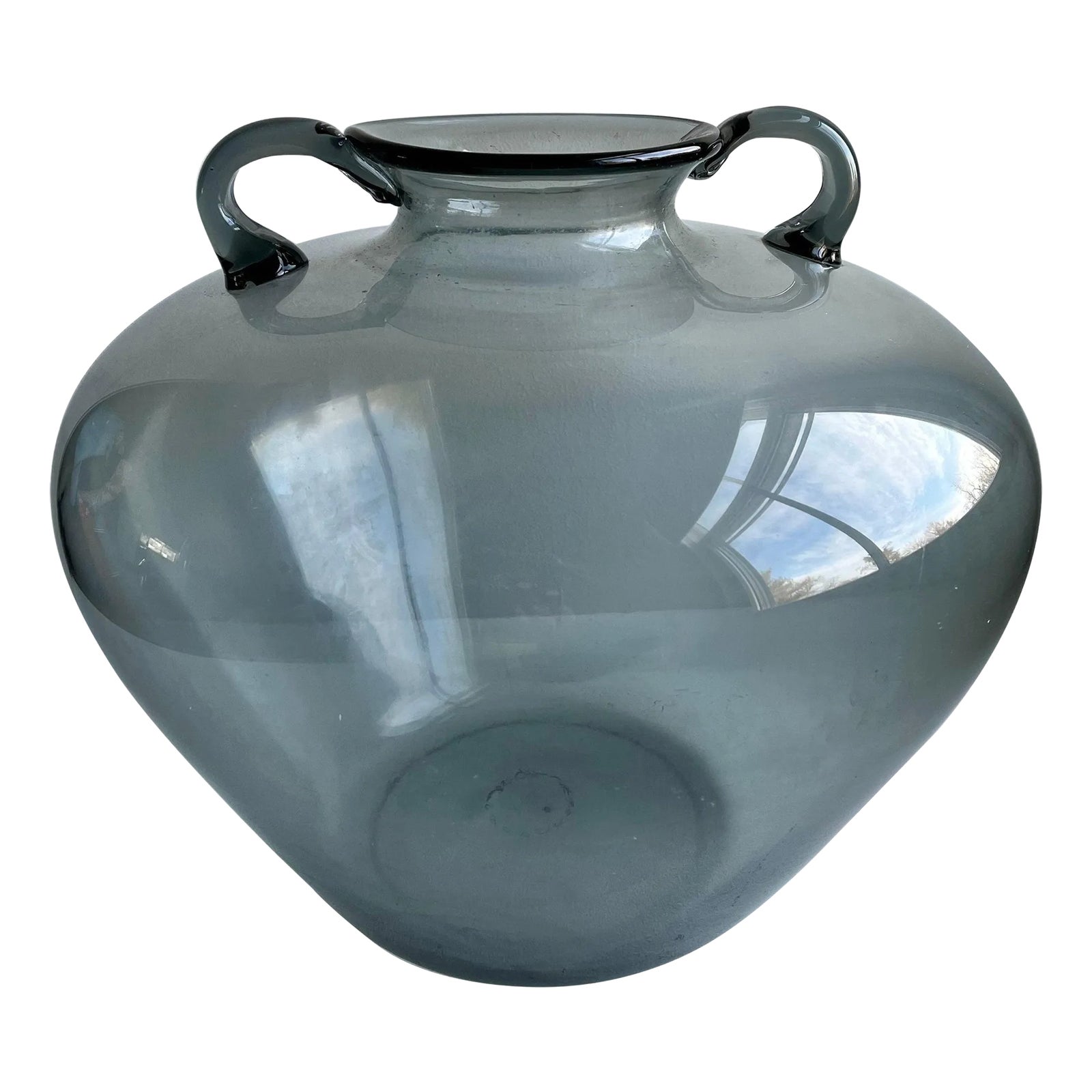 Very Large Glass Vase in the style of Vittorio Zecchin | Chairish